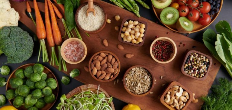 Cibi nutrienti: i 10 alimenti più ricchi di proprietà - WellDelight